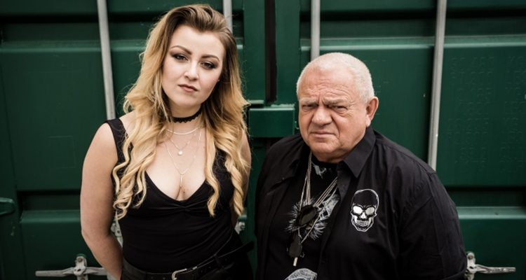 U.D.O.: Κυκλοφορία δεύτερου single με τη Μπάντα των γερμανικών Ενόπλων ...