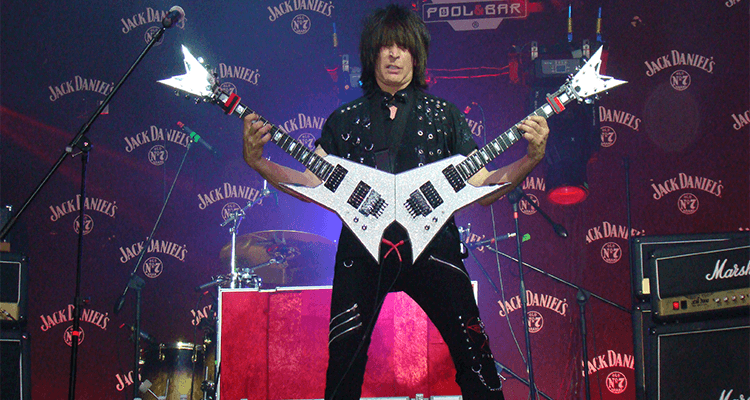 Ο Michael Angelo Batio ζωντανά πρώτη φορά στην Ελλάδα - Greek Rebels